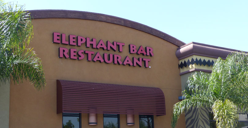 Elephant Bar Restaurant | Grand Plaza - San Marcos, CA